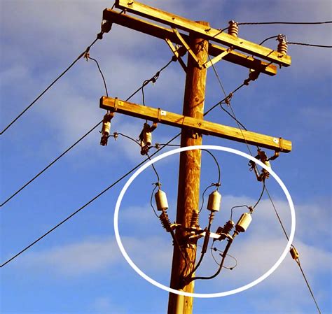 Surge Protection In Light Pole Setups And Nfpa 780 Standard