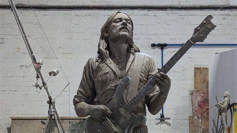 Statue Of Motörheads Lemmy Kilmister To Be Unveiled During Hometown