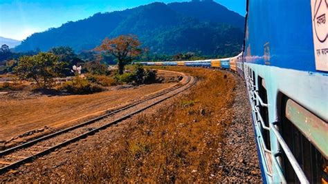 This Train Stops Only In 6 Stations During Ernakulam Mumbai Trip Know