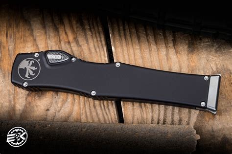 Preowned Microtech Halo 6 Vi Black Otf Automatic Knife 45 M390