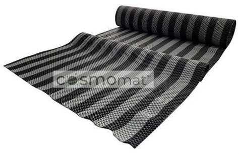Green And Black Pvc Chain Lock Mat At Rs Sq Ft In Siliguri Id