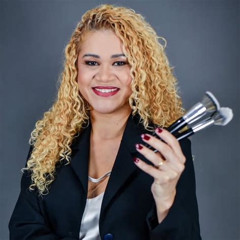 Video Posted By Eva Vilma Maquiadora Em João Pessoa Evavilmamakeup