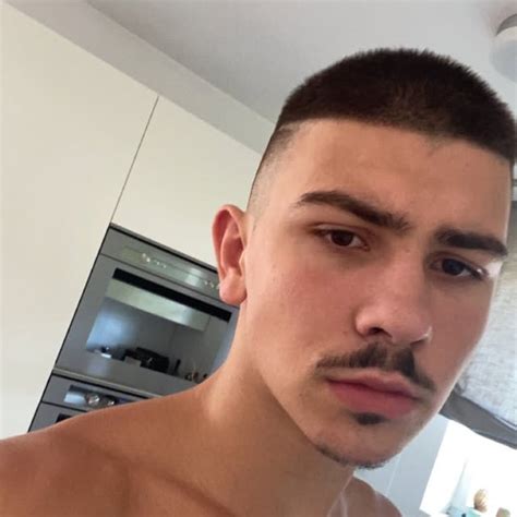 Pascu Tudor Pascualex4 • Threads Say More