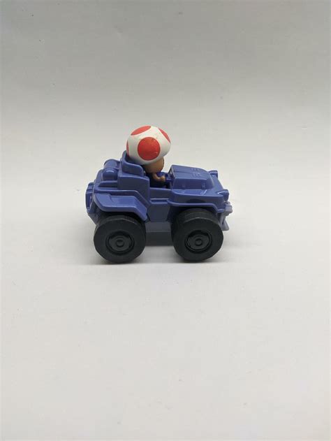 Brinquedo Cogumelo Super Mario Mc Donalds 2022