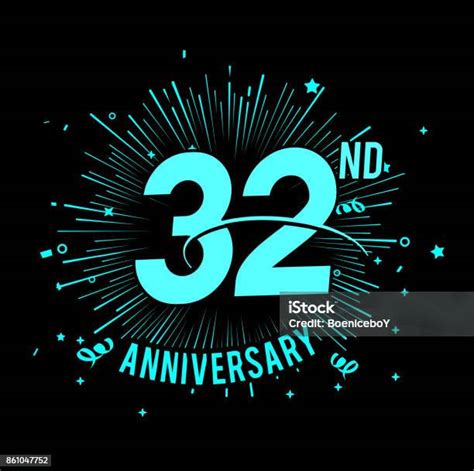 불꽃 배경 32 주년입니다 어두운 디자인 개념에서 노을 32에 대한 스톡 벡터 아트 및 기타 이미지 32 기념일 다중