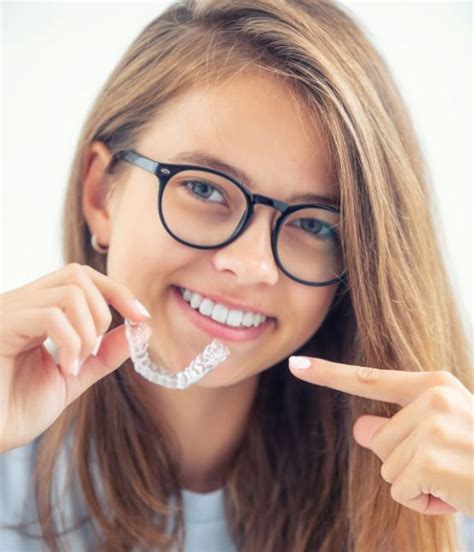 Flawless Smiles With Clear Aligners