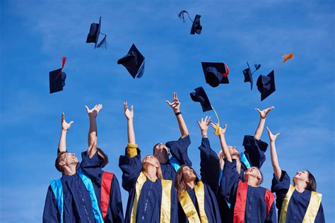 17 Unique Graduation Ts