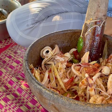 ลาบปลาตองกาย ลาบปลาตองกาย ของฝากจากพ่อน้อย กินกับตำซั่วทะเล By อิสานบ้านดงน้อย