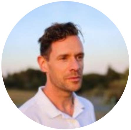 Bastian Klipp - Corporate Training Academy