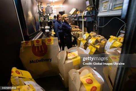 Mcdonalds Packaging Photos And Premium High Res Pictures Getty Images