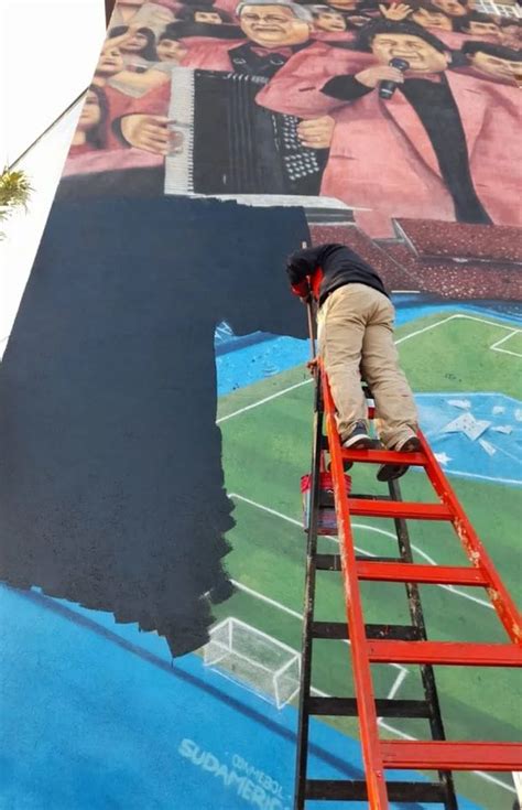 Por Qué Colón Tapó El Mural De Los Palmeras Que Había En Su Estadio