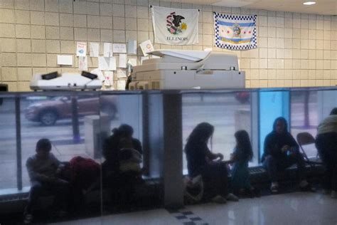 Chicago To Move Migrants From Police Stations To Tent Camps Before