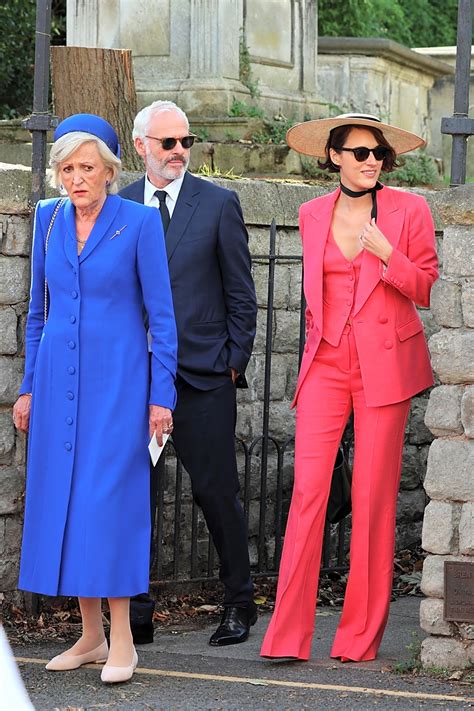 Phoebe Waller Bridge Michelle Dockery And Jasper Waller Bridges Wedding