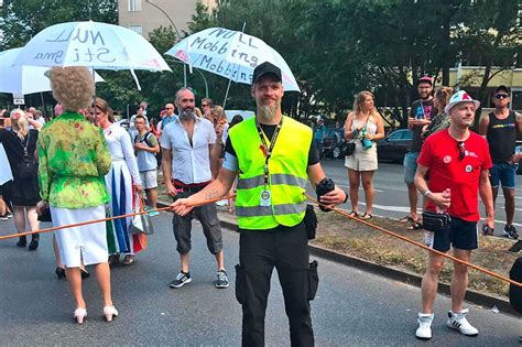 Goldbart Security Unternehmen Wir Stellen Uns Vor