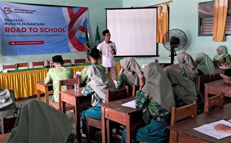 Tanamkan Pentingnya Pendidikan Generasi Muda