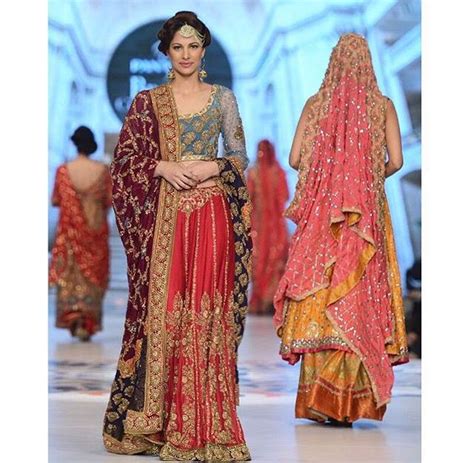 A Perfect Colour Fuse Pakistani Bridal Dresses Bridal Couture Week