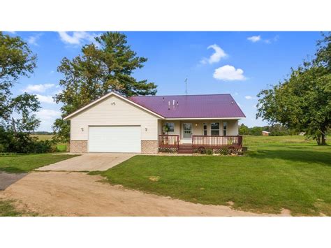 10825 Fairway Road Sw Pine City Mn 55063 Mls 6261513 Edina Realty