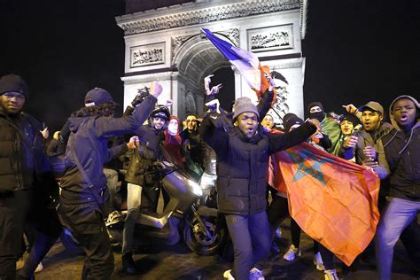 Выход сборной Марокко в полуфинал не оставил равнодушным весь мир Российская газета