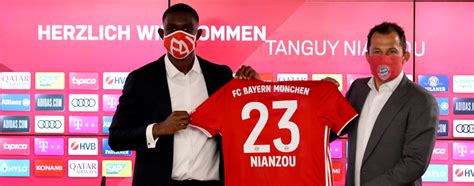 Tanguy Kouassi Fue Presentado Con El Bayern Múnich Esto En Línea