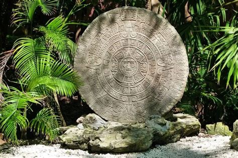 The Aztec Empire Rise And Fall Love History