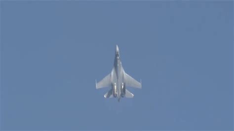 Chinas J 16 Fighter Jet Dazzles At Airshow China Cgtn