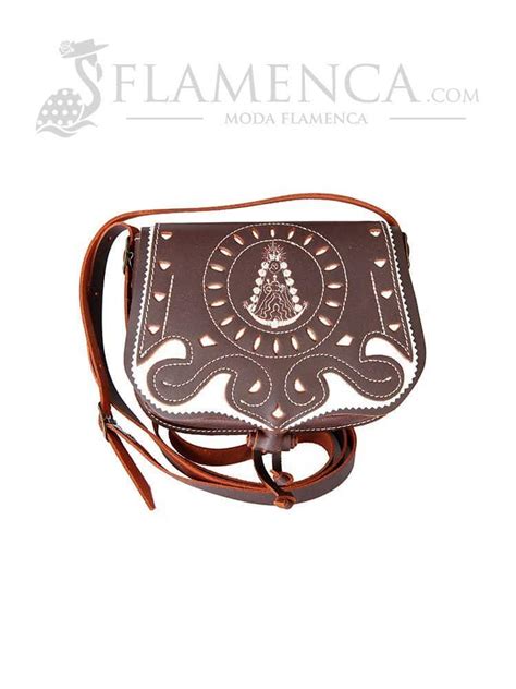 Bolso señora piel picado virgen del rocío marrón engrasado fondo blanco