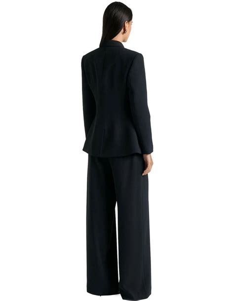 Cue Single Button Hourglass Blazer In Black Myer