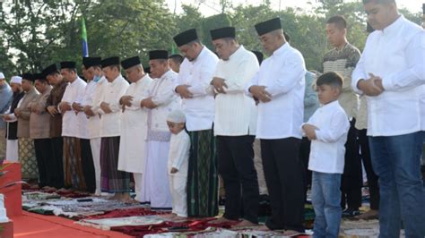 Intip Moment Gubernur Sumut Dan Bobby Nasution Salat Idul Fitri Bersama