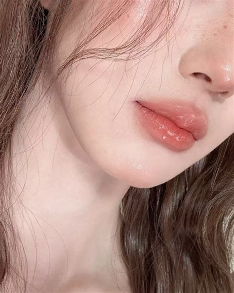 강남입술문신 입술문신 오버립타투 립라인 Pmu リップアート 리브스튜디오 저희는 탈각을 생각하며 시술합니다 ♥ 탈각을 위해서는 시술 전 후로 보습관리는 더 더