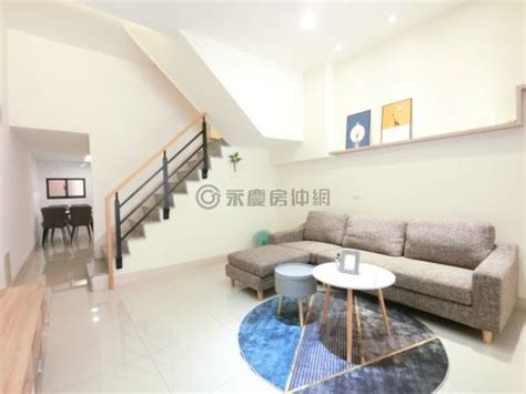 高雄市苓雅區文山路透天厝衛武營台鐵正義站活巷翻新車庫透天 房屋出售 樂屋網