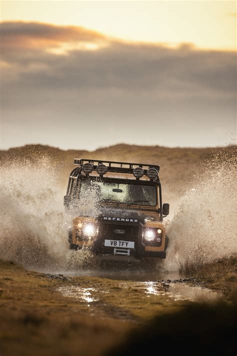 Land Rover Classic Defender Works V8 Trophy Brings Back Fond Camel