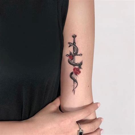 Pin De Eduardo En Pins Creados Por Ti Tatuajes Femeninos Tatuajes En