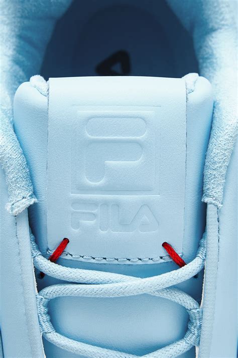 Womens Disruptor Zero Chunky Sneakers Fila