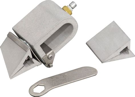 Kme Self Aligning Broadhead And Replacement Blade Sharpener