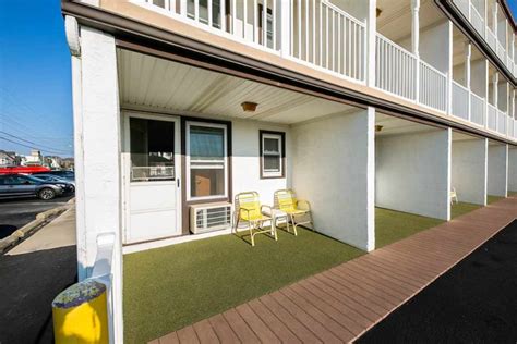 Coral Seas Oceanfront Motel Long Beach Island Hotel Beach Haven Nj
