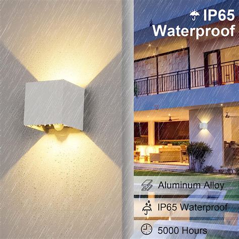 Комплект от 2 Led лампи със сензор за движение Kingwen 12w вътрешни външни с регулируем лъч