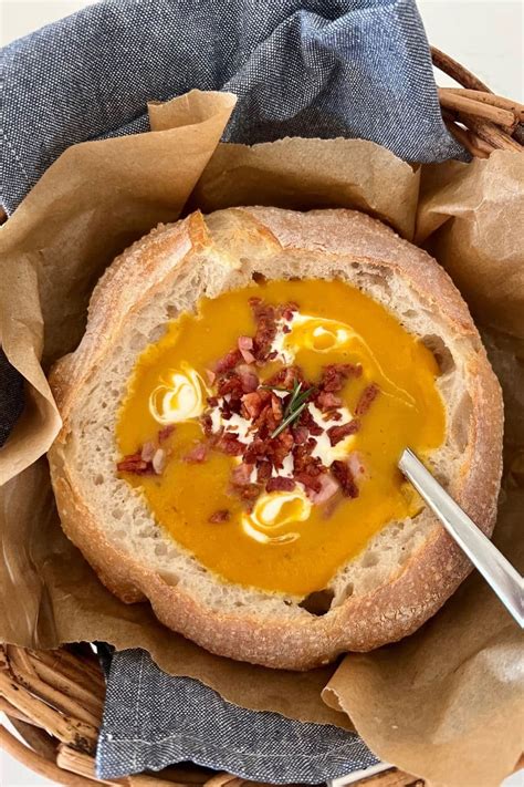 Quick Bread Bowls Quick And Easy Chicken Noodle Soup In Bread Bowls