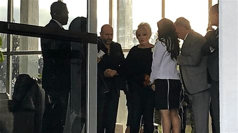 Llegan Restos De José José A México Abc Noticias