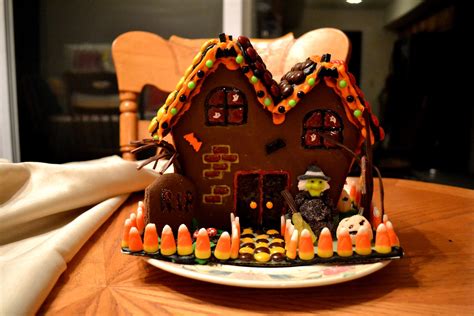 Simple Savory And Satisfying Haunted Gingerbread House Ideas