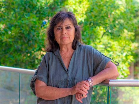 Escritora Colombiana Laura Restrepo Condena Bloqueo Contra Cuba Cuba Si