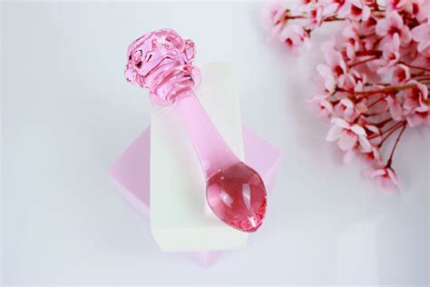 Glass Rose Butt Plug Cute Cruelty