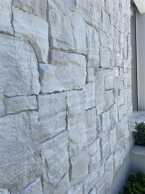Limestone Exterior Walls