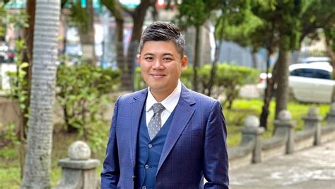 網爆竹市議員陳建名性騷金曲歌后！議員尪怒駁斥：絕無強吻及騷擾 娛樂星聞