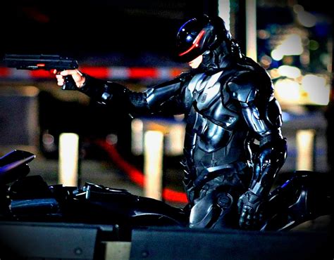 Robocop Wallpapers Top Free Robocop Backgrounds Wallpaperaccess