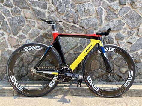 룩 496 카본 트랙 프레임셋 엔비 카본 트랙 휠셋 로터 3d24 트랙 크랭크셋 룩 산마르코 컴포넌트 커스텀 트랙 픽시 바이크 리뷰 Look 496 Carbon Track