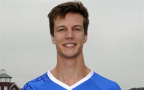 Knieproblemen Dwingen Lycurgus Volleyballer Pascal Hoogstra Tot Een