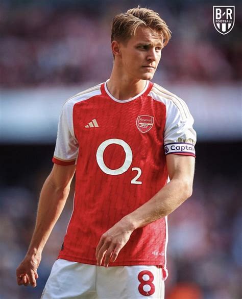 The New 23 24 Home Kit But With The O2 Sponsor 🤩 R Gunners