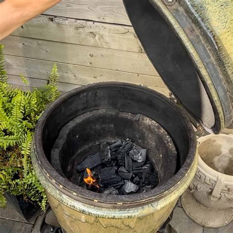 How To Light A Charcoal Grill Start Your Grill In Seconds With This