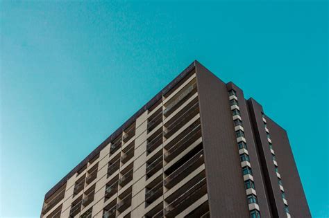 Allison Schrager Algorithms Dont Raise Rents Landlords Do Twin Cities