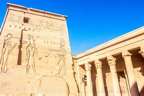 Tempio Di Philae A Assuan Sul Nilo Nellegitto Immagine Stock